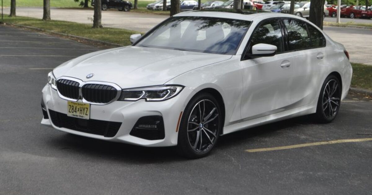 2019 BMW 330i XDrive Review Wider Waistline Still Balanced The 2019 BMW 330i XDrive Review Wider Waistline Still Balanced The
