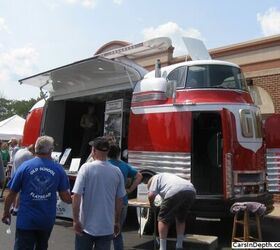 Days of Futurliners Past – General Motors' Parade of Progress Buses ...