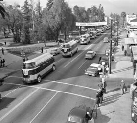 Days of Futurliners Past – General Motors' Parade of Progress Buses ...